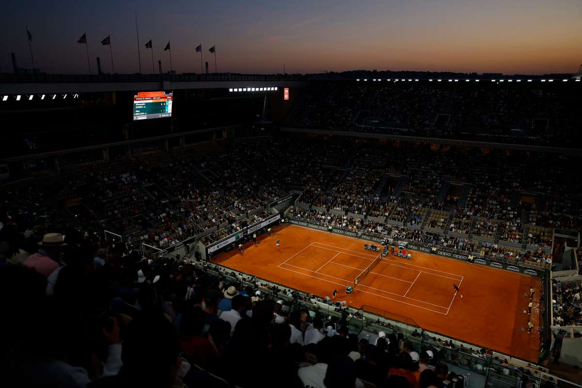 French Open night sessions under sustained fire from fans and players ...
