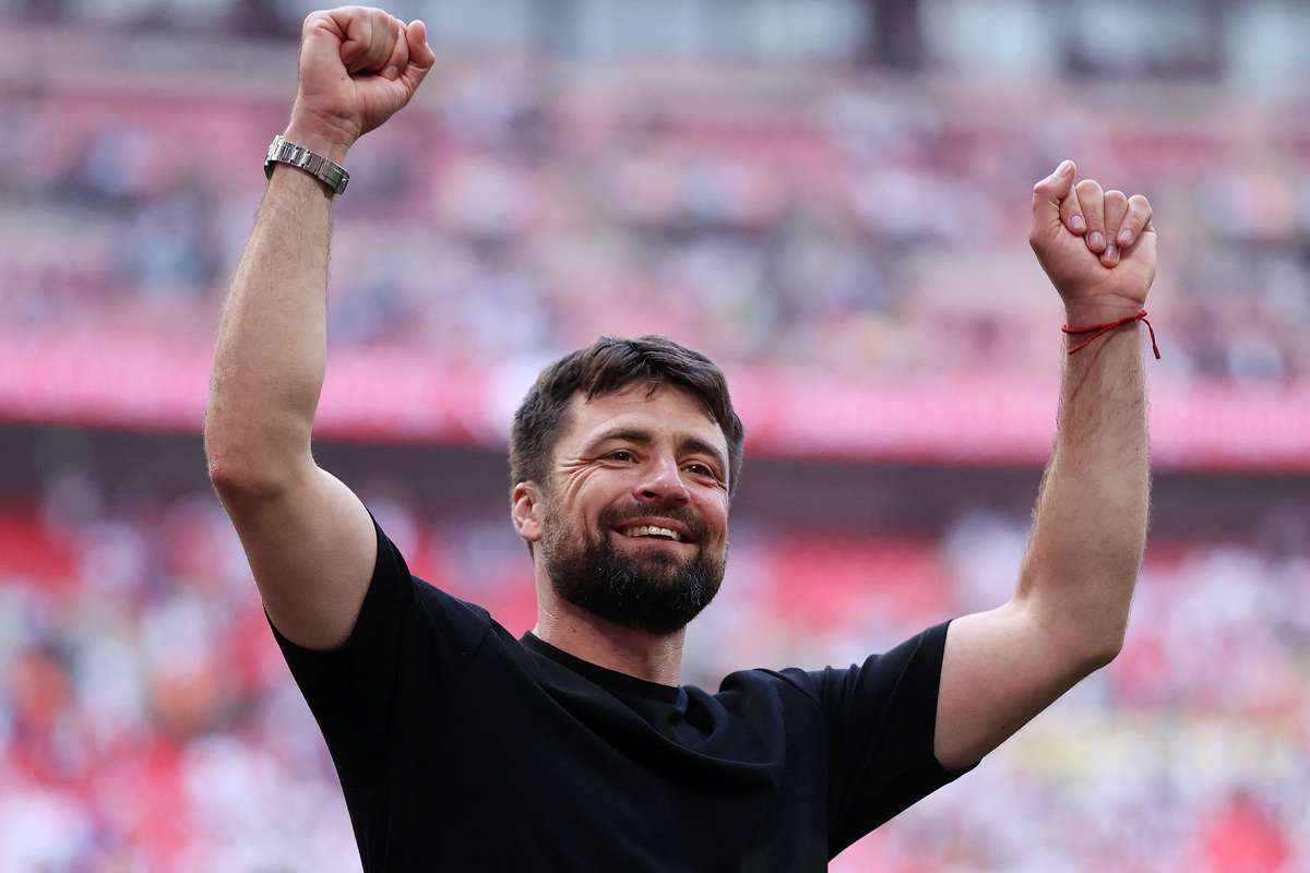 Martin proud to defy expectations as Southampton return to Premier ... Martin proud to defy expectations as Southampton return to Premier ...