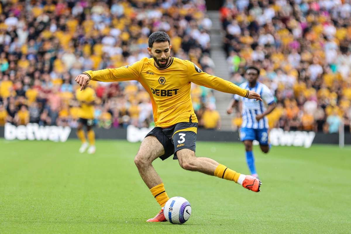 Premier League: Manchester City closing in on transfer for Wolves ...