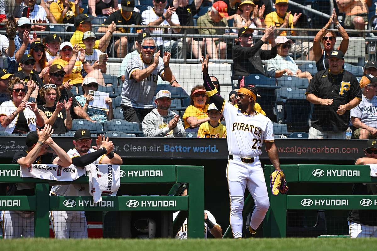 MLB Highlights: McCutchen surpasses Clemente on Pirates' all-time home ...