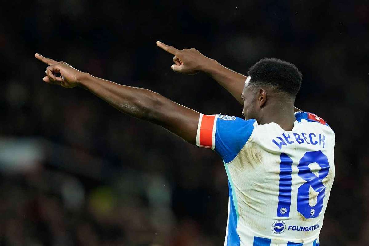 Welbeck jokes that "drug testers" will get him after blowing Man Utd ...