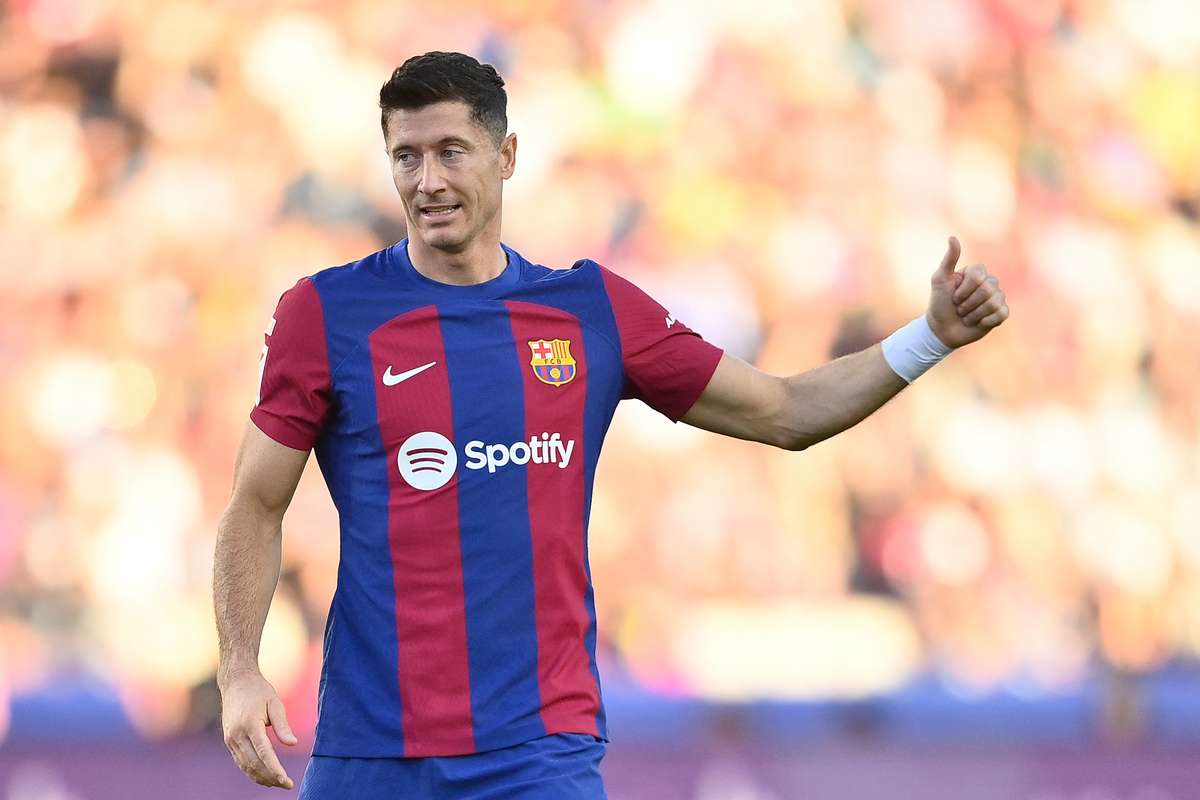 El Barcelona, con doblete de Lewandowski y gol de Cancelo remonta a un Celta que ganaba 0-2 en ...