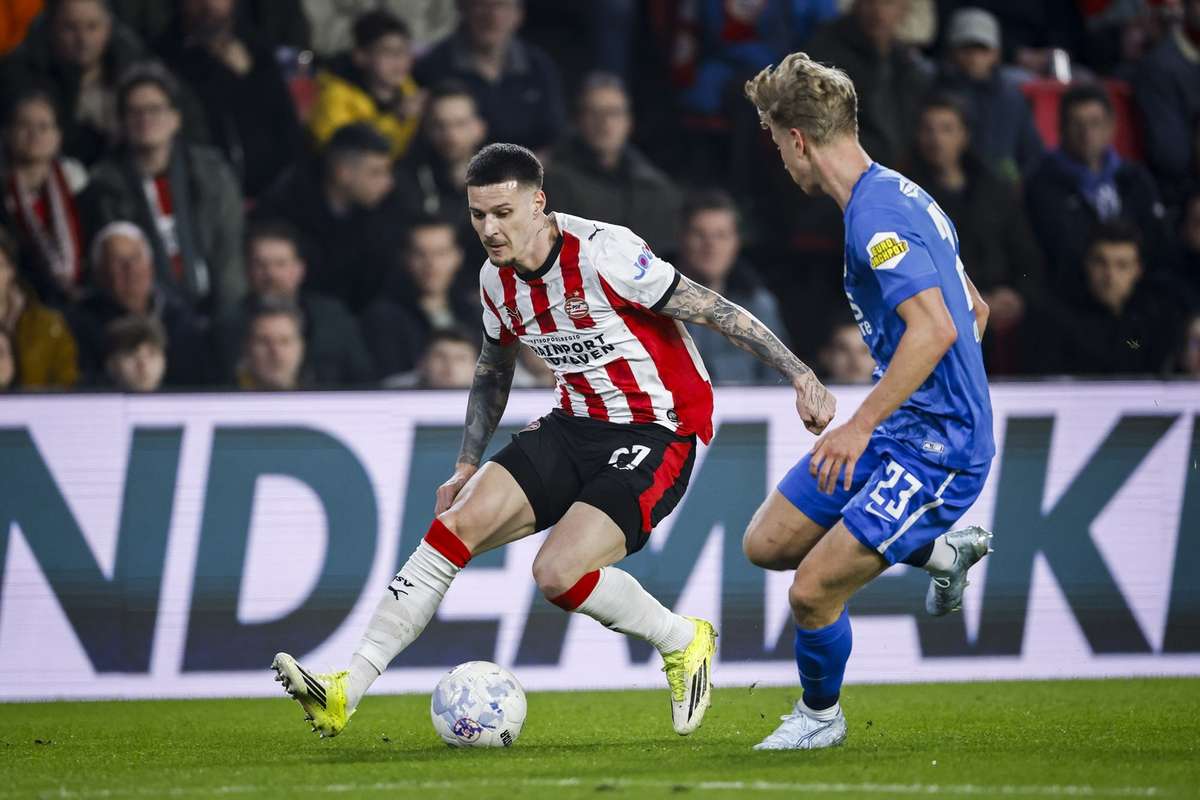 Nou succes pentru PSV cu Dennis Man titular! Nota primită de jucătorul ...