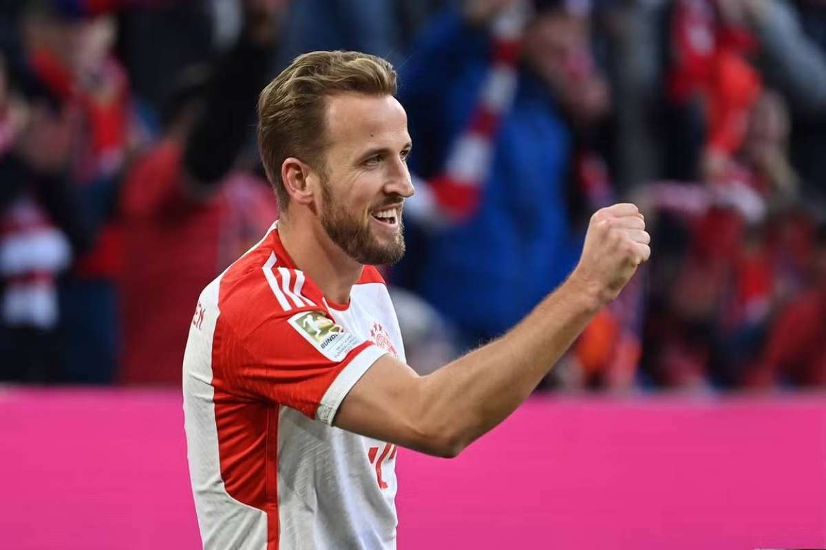Kane je už teď výrazně cennější než Lewandowski. Skoro mi chybí slova ...