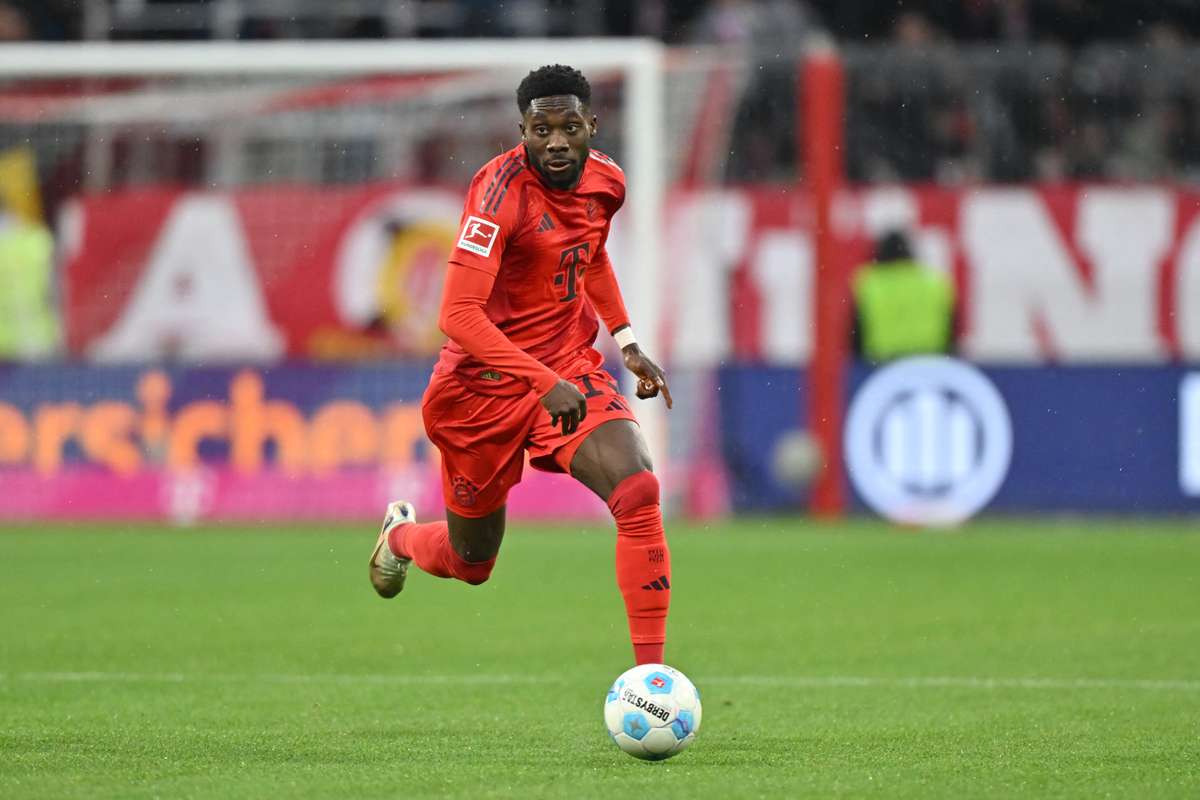 Alphonso Davies and Kingsley Coman pick up knocks to join Harry Kane on ...