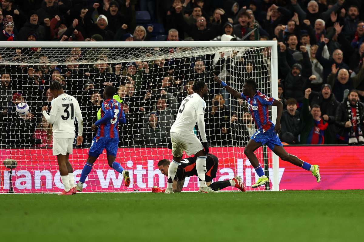 Premier League, vincono Brighton, Fulham e Chelsea, cade l'Aston Villa ...