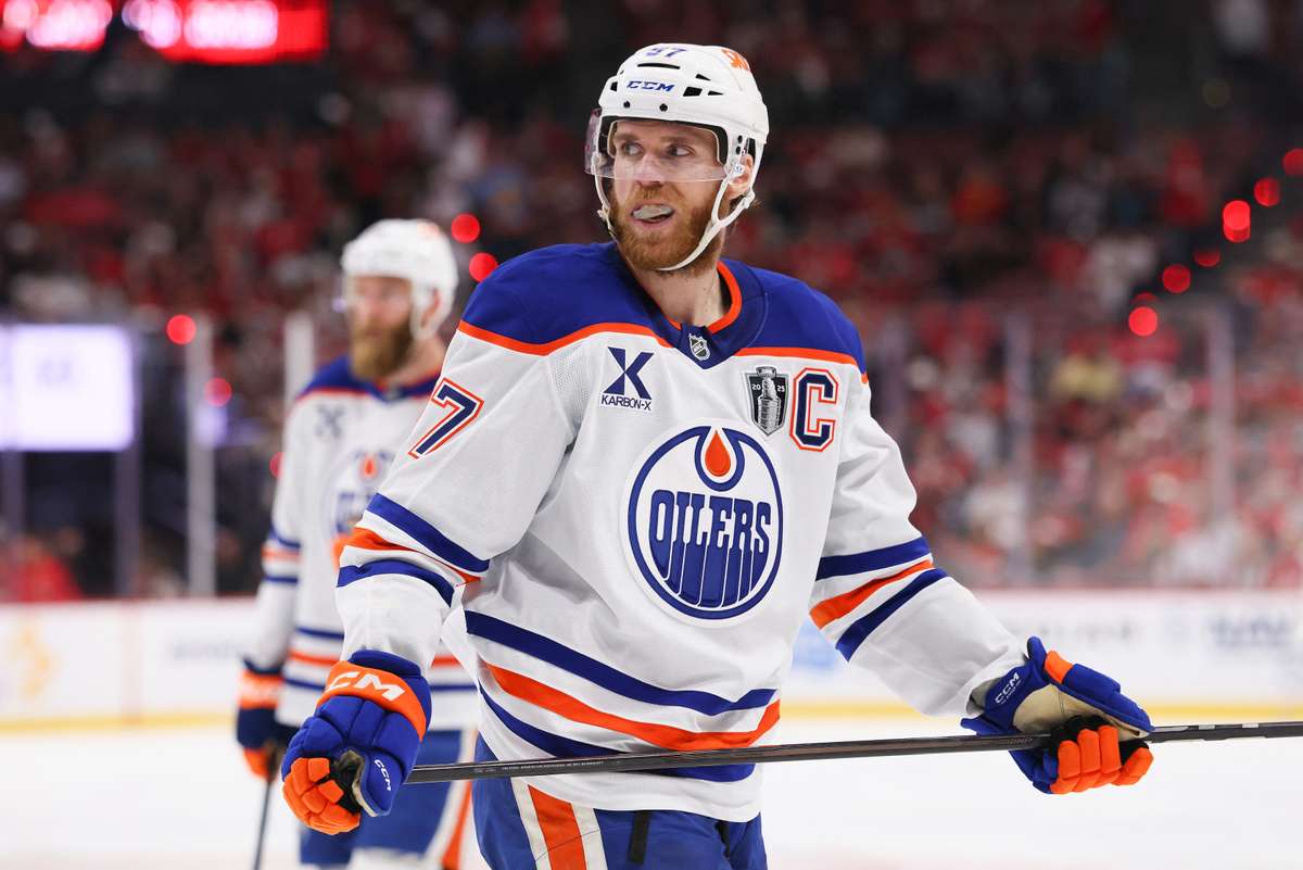 Edmonton Oilers reveal 'Oil Country' alternate jersey for the 2025-2026 ...
