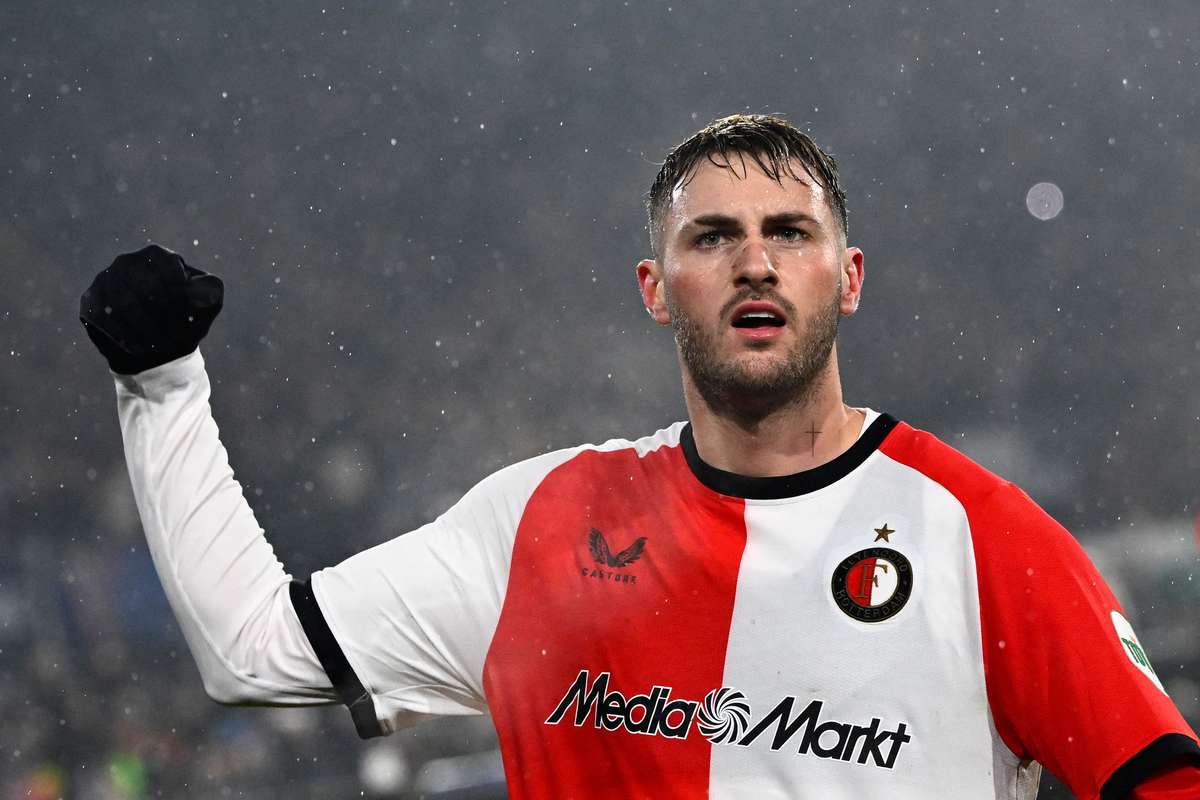 Milan, ecco Santiago Giménez: il "Bebote" è ufficialmente rossonero ...