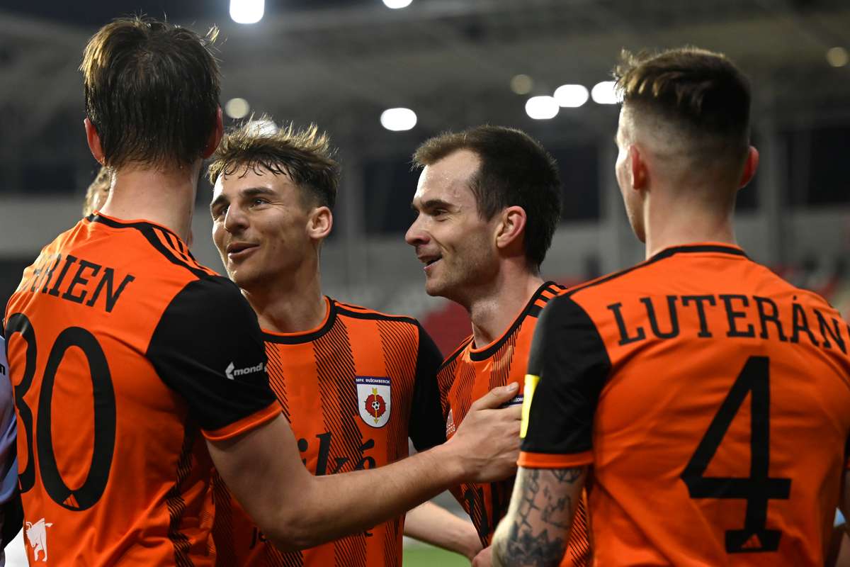Ružomberok nedal šancu Trenčínu, strelil mu štyri góly | Flashscore.sk