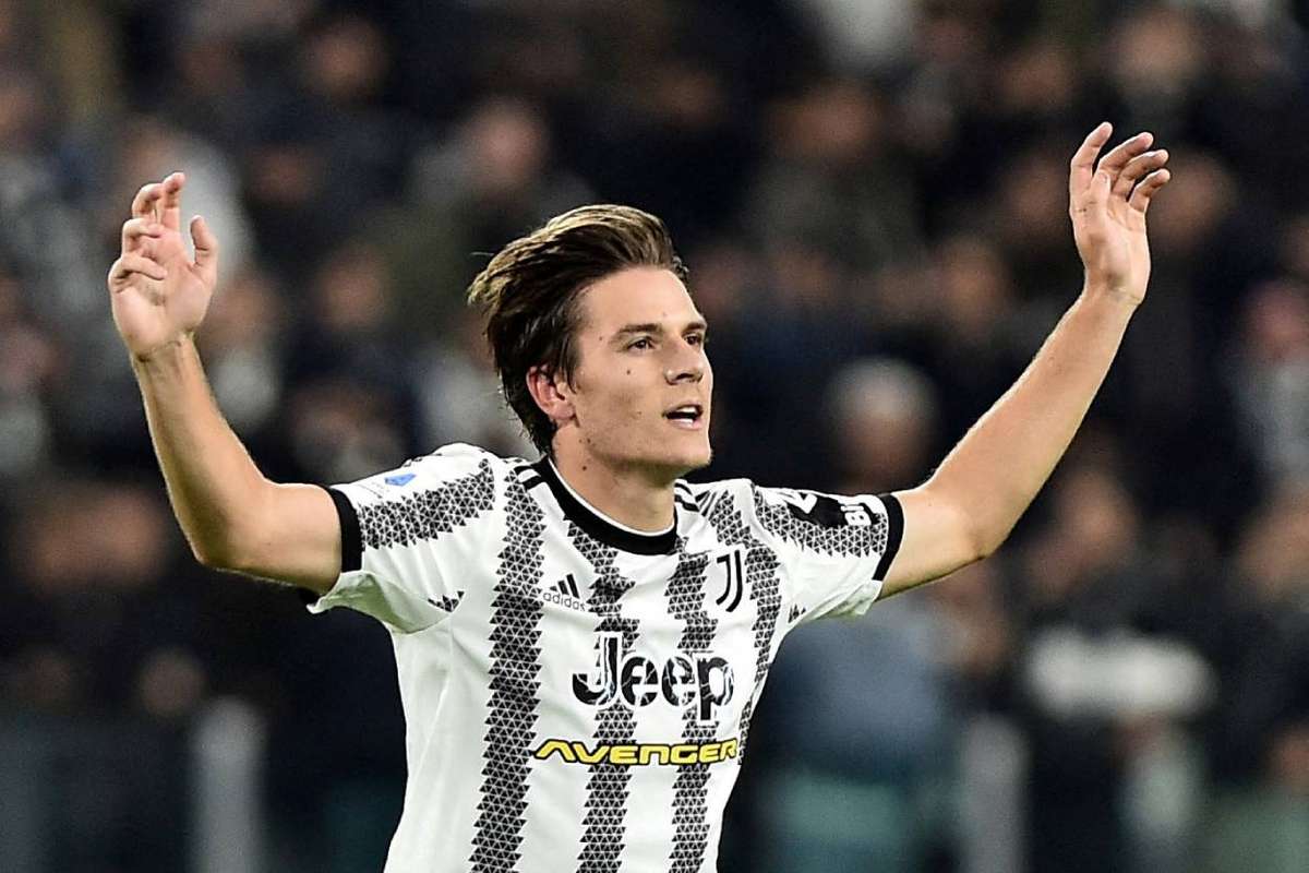 Juventus player Nicolo Fagioli banned for seven months over betting ...