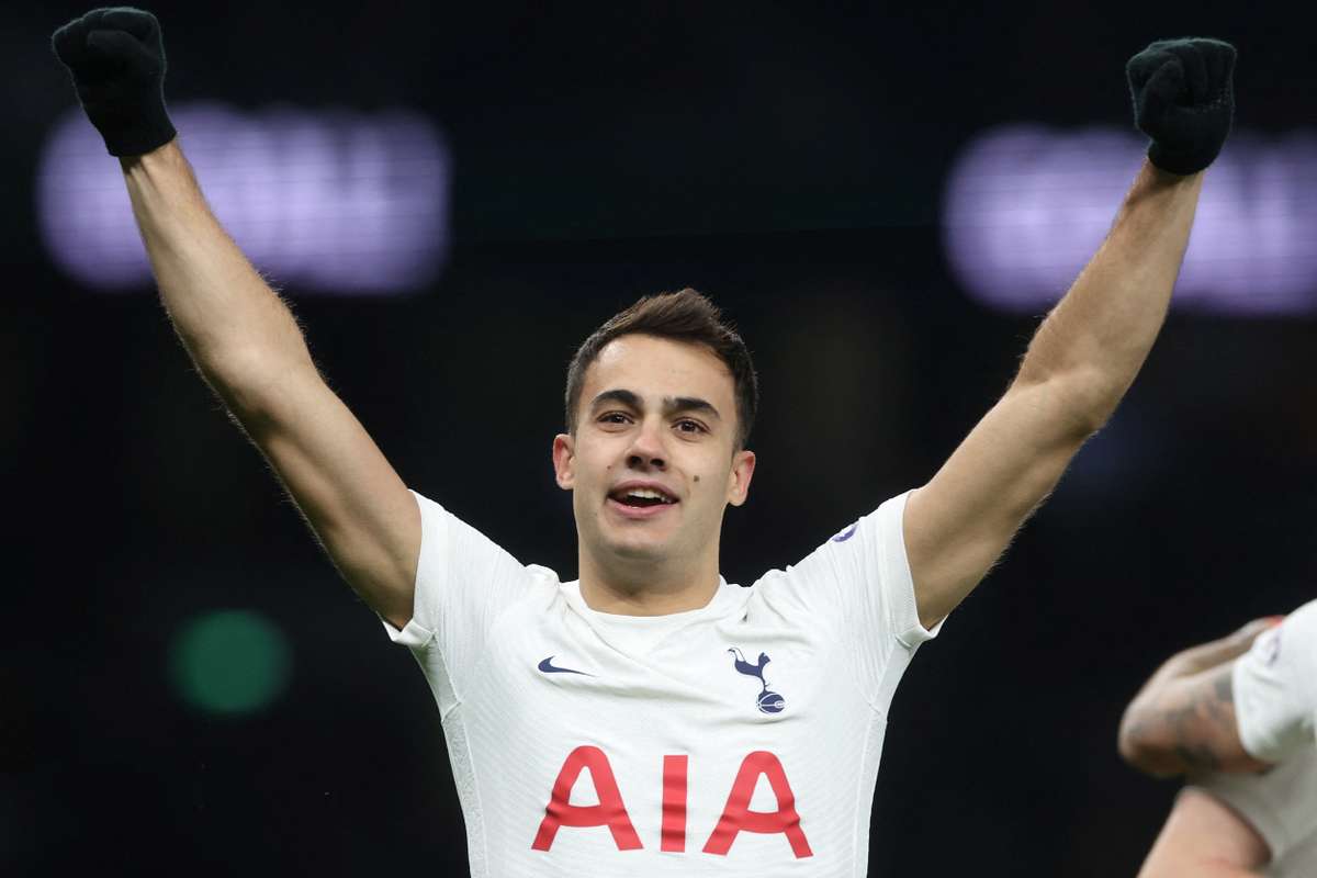 Tottenham left back Reguilon joins Atletico on season-long loan ...