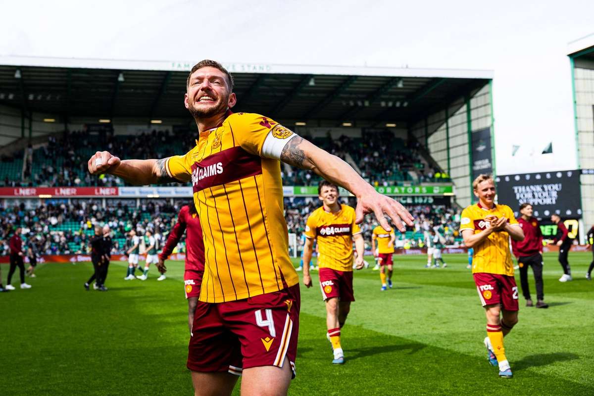 Oficial: Liam Gordon junta-se ao Gillingham após sair do Motherwell ...