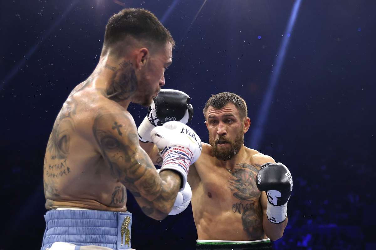 Lomachenko knocks out Kambosos to win IBF lightweight crown | Flashscore.com