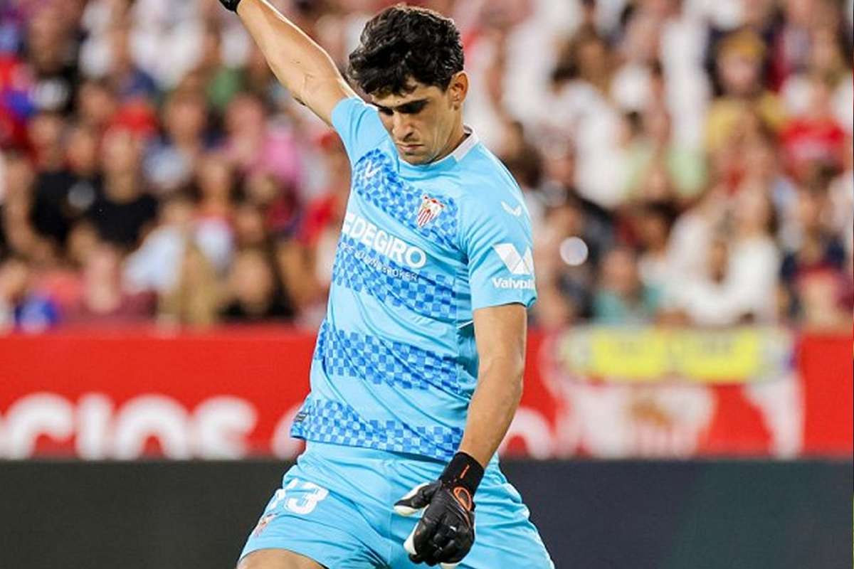 Morocco keeper Bono opens door to Real Madrid midfielder Pitarch ...