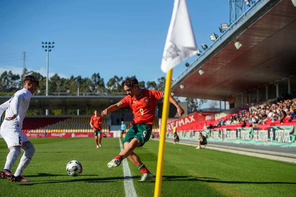 Portugal garante acesso ao Europeu e ao Mundial sub-17 após vencer ...