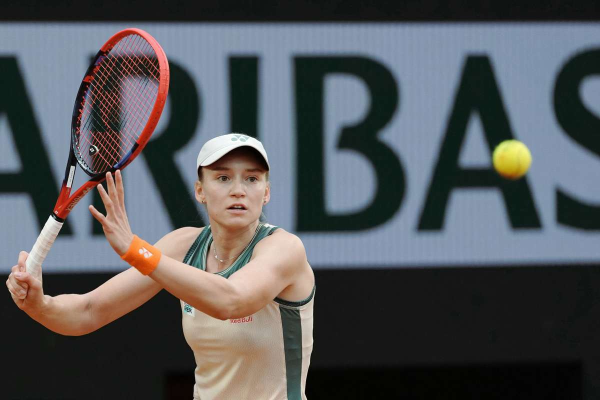 Tenis Roland Garros: Elena Rybakina gana por la vía rápida a Greet ...