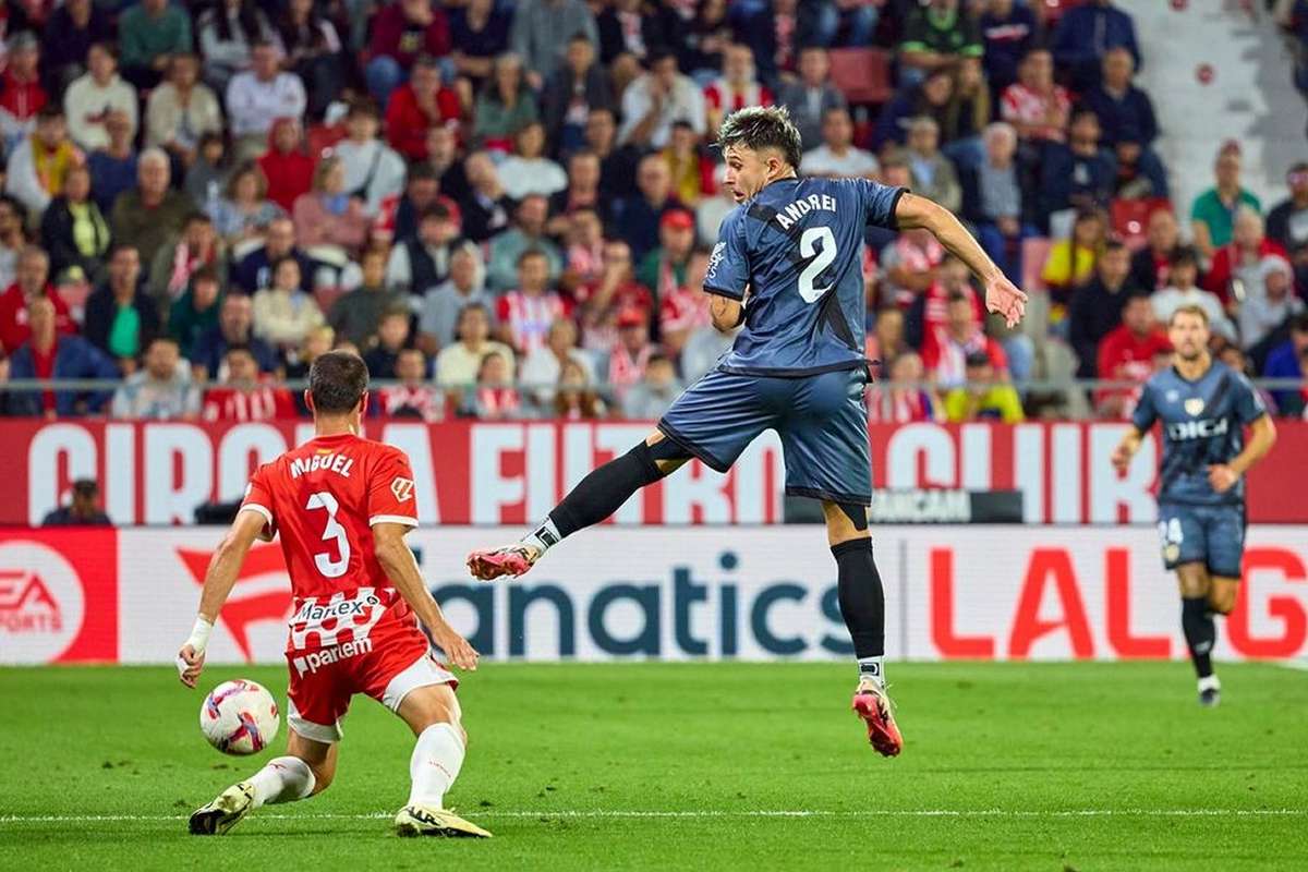 Barcelona battle Roma, Tottenham for Rayo fullback Ratiu ...