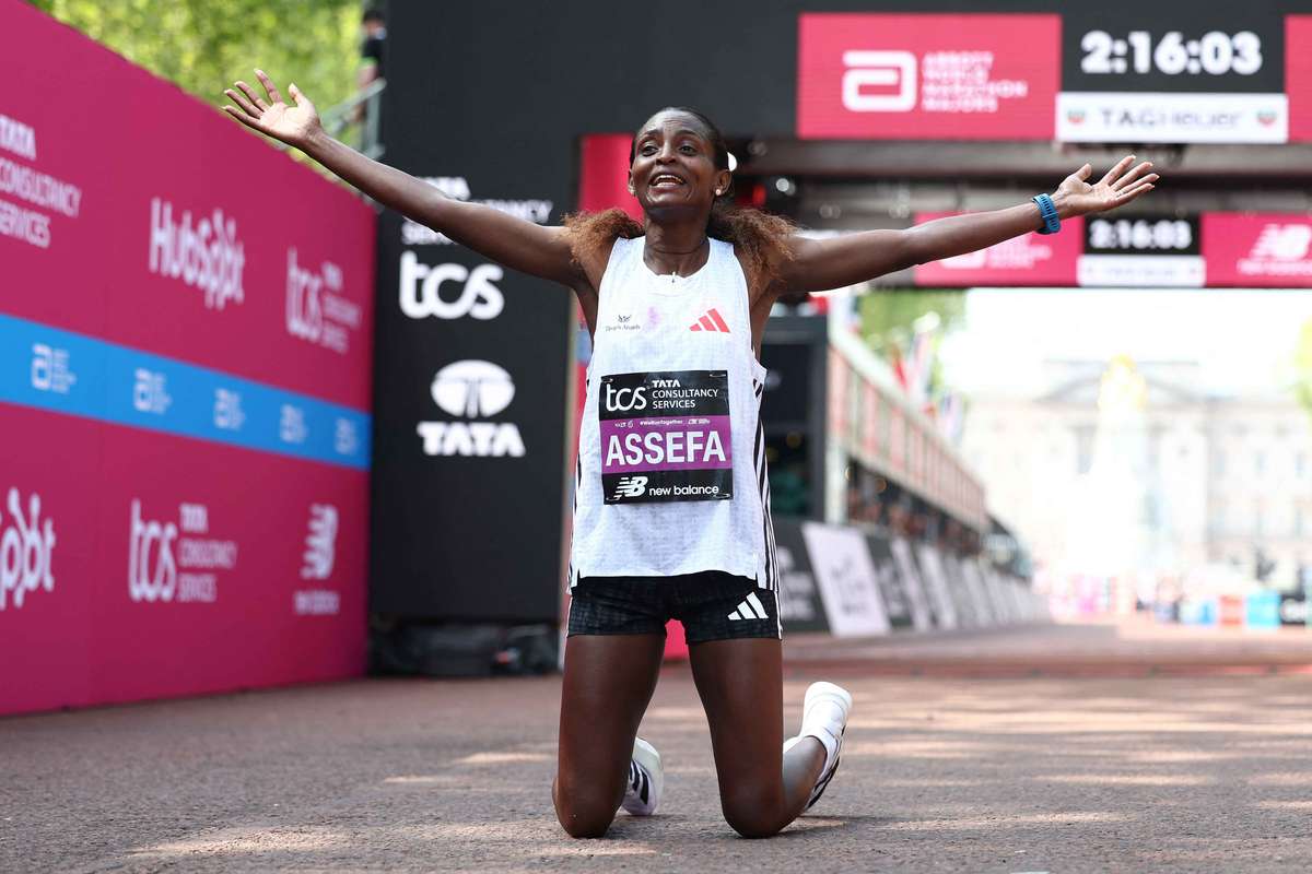 Ethiopian Tigst Assefa sets new world record with London Marathon ...