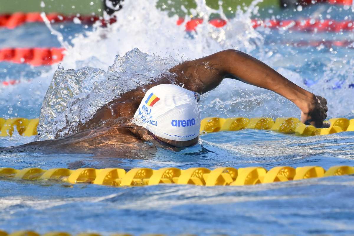 David Popovici câștigă un nou concurs. Românul s-a impus în proba de ...