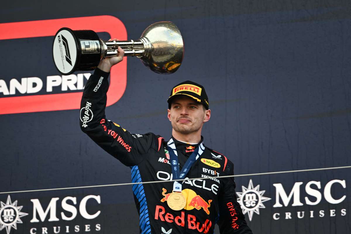 Dominant Verstappen wins Japanese Grand Prix in Red Bull one-two | Flashscore.co.uk