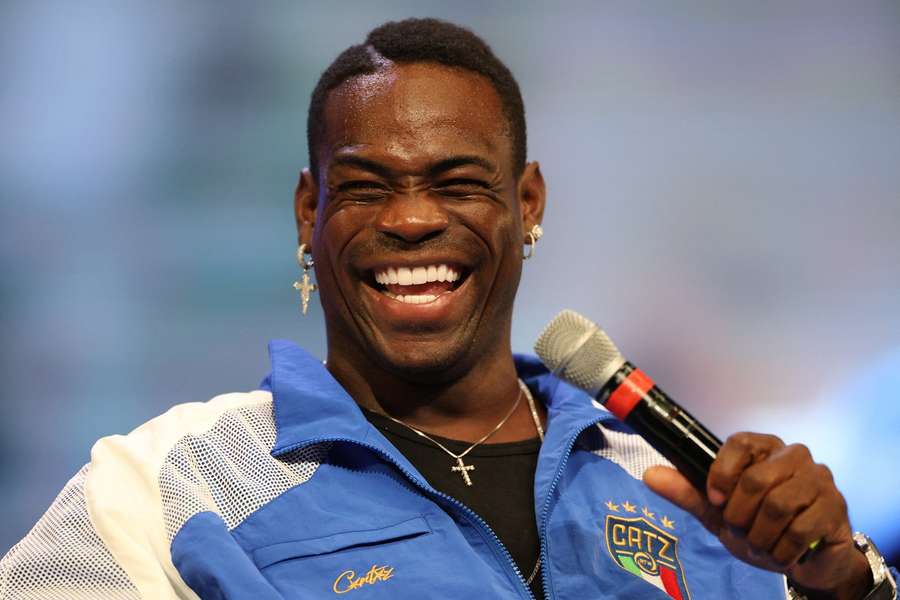 Balotelli explains Al-Ittihad choice; happy to pose with new shirt ...