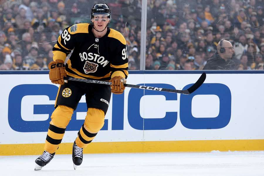 Nosek bude kvůli zlomenině v levé noze chybět Bostonu minimálně měsíc ...