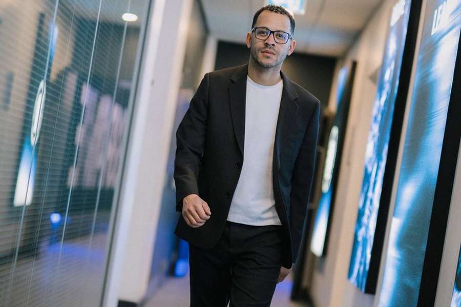 Charlton boss Jones fires warning to Rosenior ahead of Chelsea Cup ...