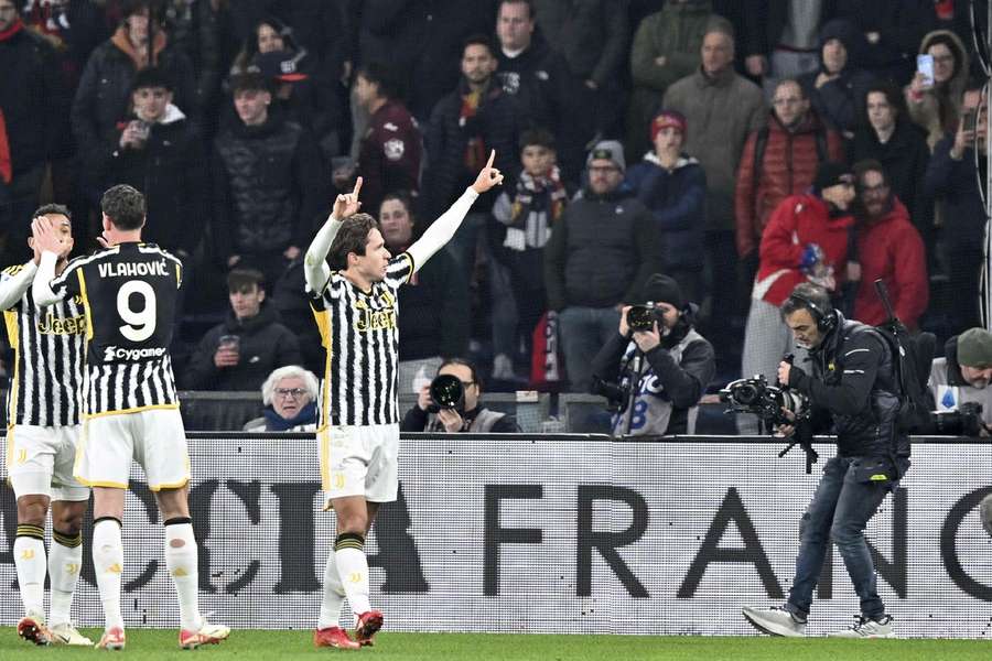 Juventus miss chance to go top of Serie A after being held to draw by ...