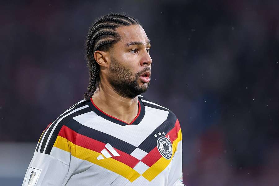 Serge Gnabry's agent says he "is always capable of a surprise" as Liverpool move heats up ...