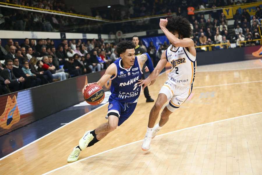 Kommt aus Frankreich: Kyle Foster erster Neuzugang in Oldenburg ...