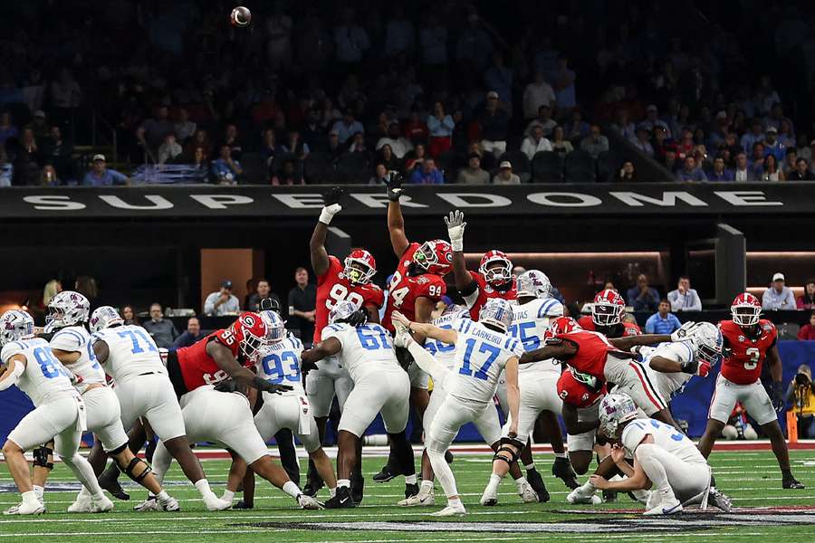 Ole Miss kicker Lucas Carneiro breaks Sugar Bowl field goal record ...