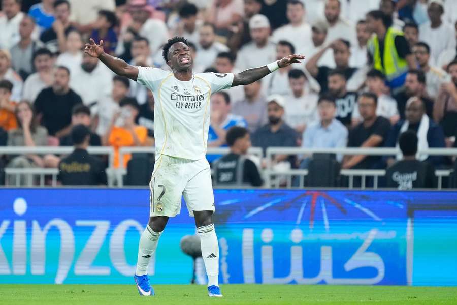 WATCH: Vinicius Jr sparks heated clash with Simeone in Super Cup ...