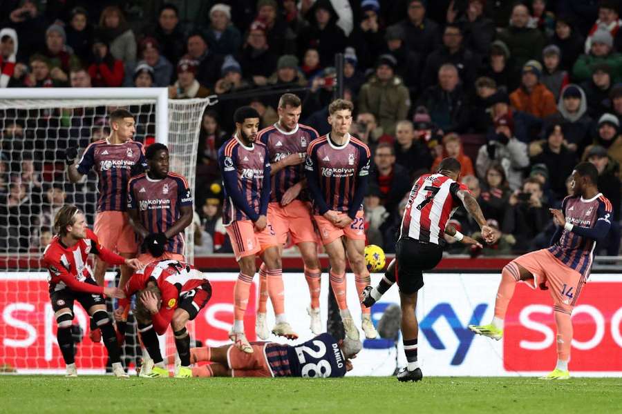 Ivan Toney Scores 19 Minutes Into Brentford Comeback Game Flashscore ca Ivan Toney Scores 19 Minutes Into Brentford Comeback Game Flashscore ca