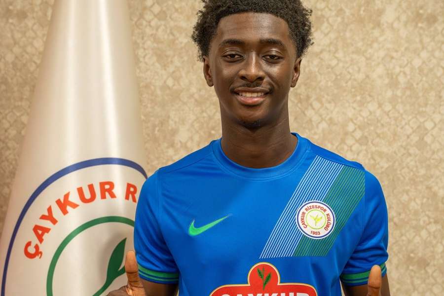 DONE DEAL: Palace winger Rak-Sakyi moves to Caykur Rizespor ...