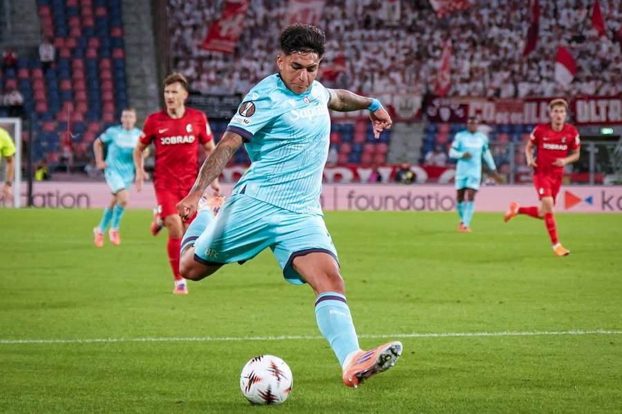 Chelsea scouting Bologna striker Castro - TribalFootball.com