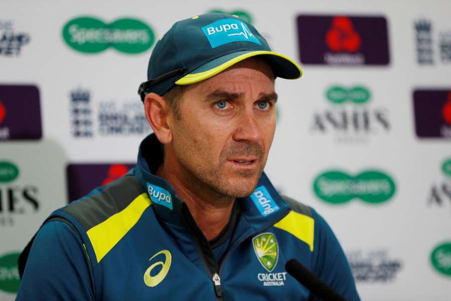 Former coach Langer tears into 'cowards' on Australia team | Flashscore.com