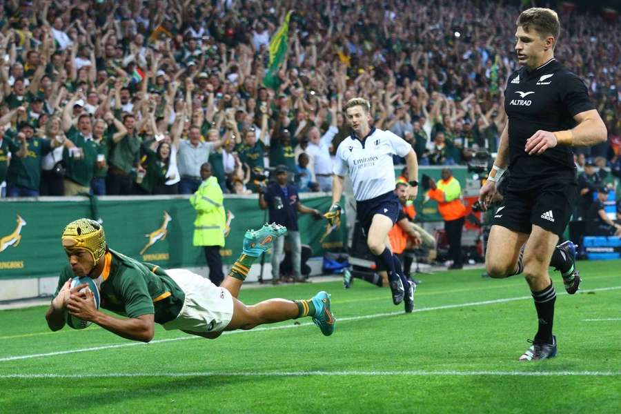 Springboks recall wingers Nkosi and Arendse for Argentina showdown in ...