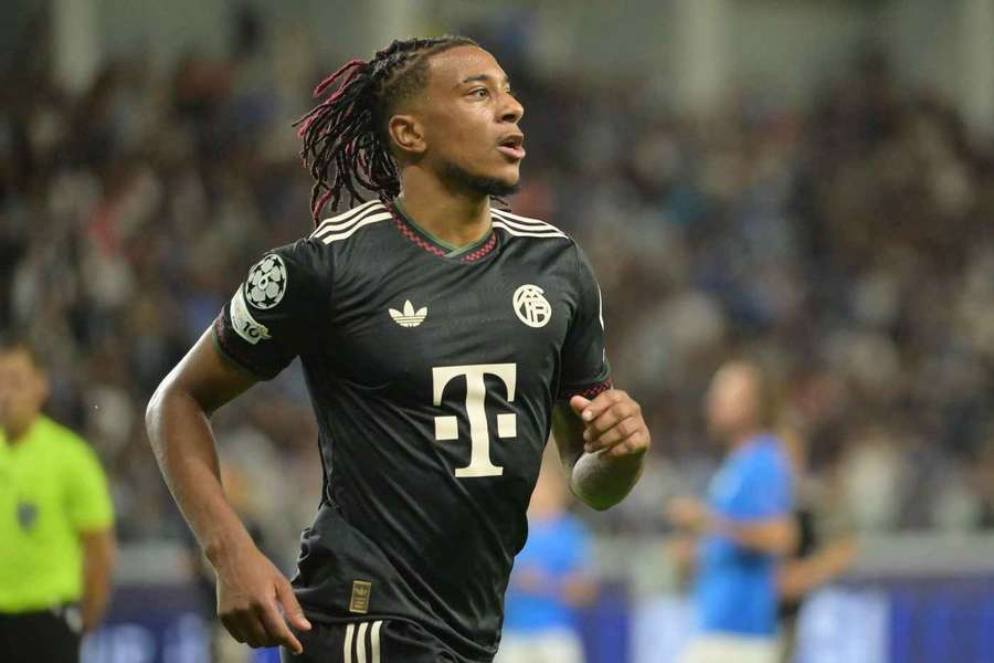 Bayern Munich Eye Michael Olise Contract Talks Amid Premier League ...
