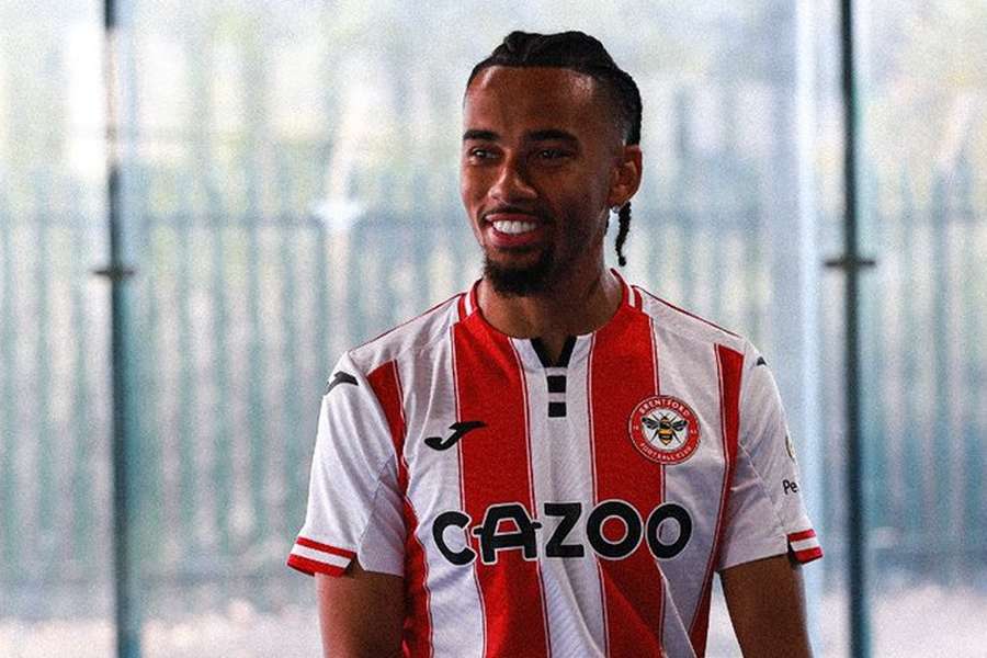 DONE DEAL: Brentford sign Tottenham defender McKnight - TribalFootball.com