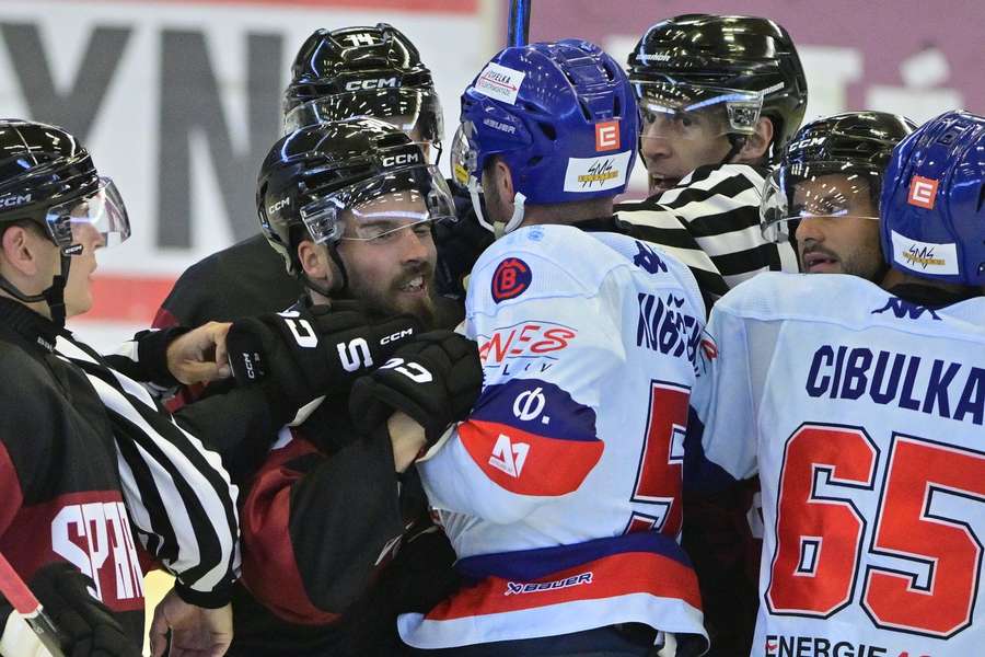 LIVE: Extraliga startuje, favorizovaná Sparta začíná ročník na ledě ...