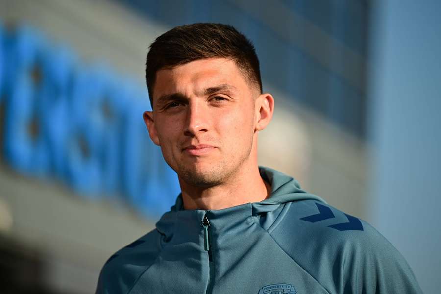 Bobby Thomas pens new deal with Premier League new boys Coventry ...