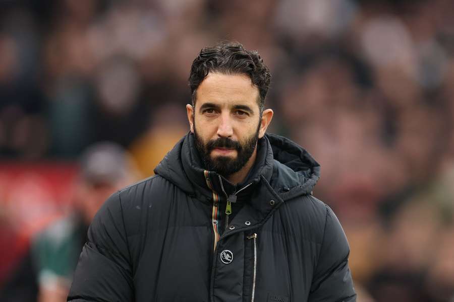 Man Utd Target Six Midfielders Including England Stars and Chelsea ...