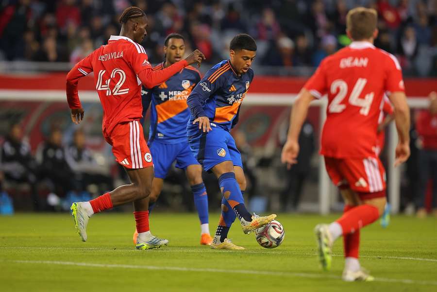 Coach Berhalter reacts to Mbokazi error in Chicago Fire defeat ...