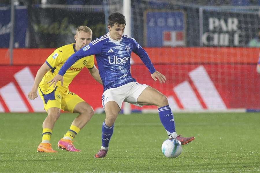 Douvikas convinced Como teammate Paz destined for bigger things ...