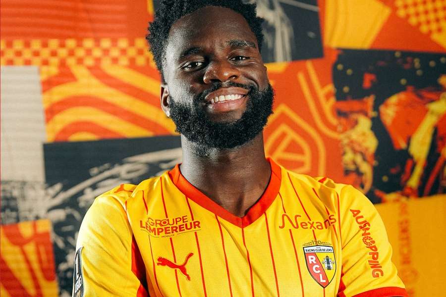 DONE DEAL: Palace sell Edouard to Lens - TribalFootball.com