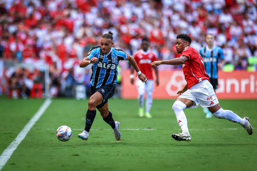 Grêmio x Internacional: onde assistir, escalações e horário do Gre-Nal ...