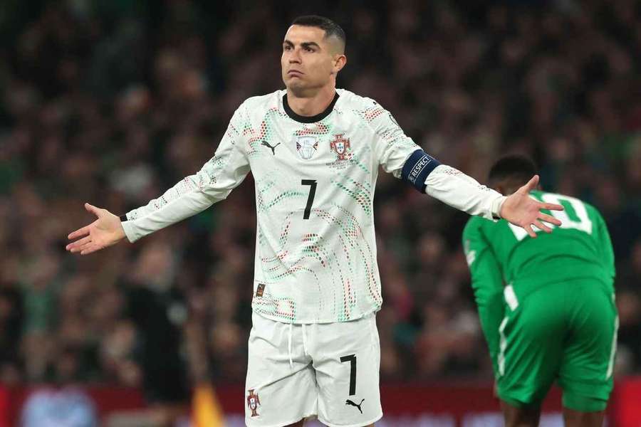 Red card Ronaldo and Martinez take aim at Ireland coach Hallgrimsson ...