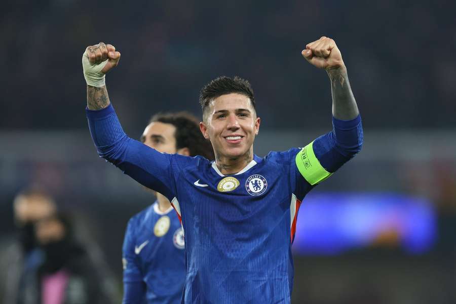 Enzo Fernandez aims to be Lionel Messi's successor: I dream of ...