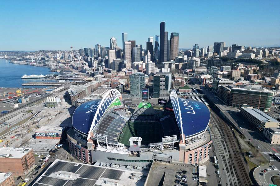 Tribunes, pelouse, logo : les stades de NFL se transforment pour le ...
