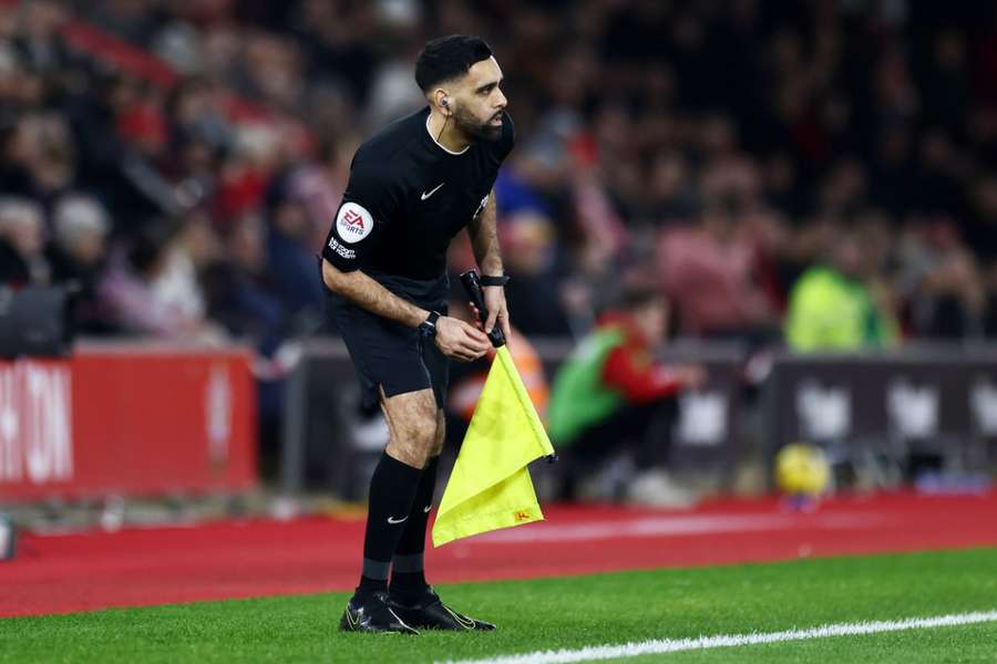 Bhupinder Singh Gill is Premier League's first Sikh assistant referee ...